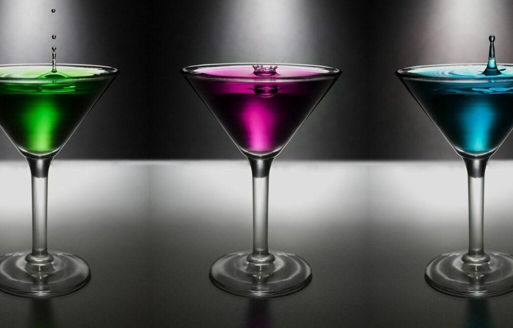 10 drinks com vodka para preparar no fim de ano