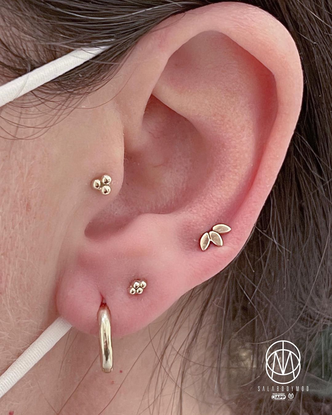 Piercing no tragus: cuidados necessários e fotos para inspirar