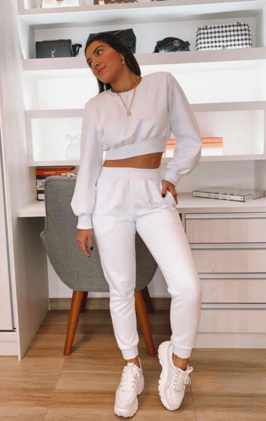 Como montar looks com moletom? 20 ideias estilosas + dicas em vídeo