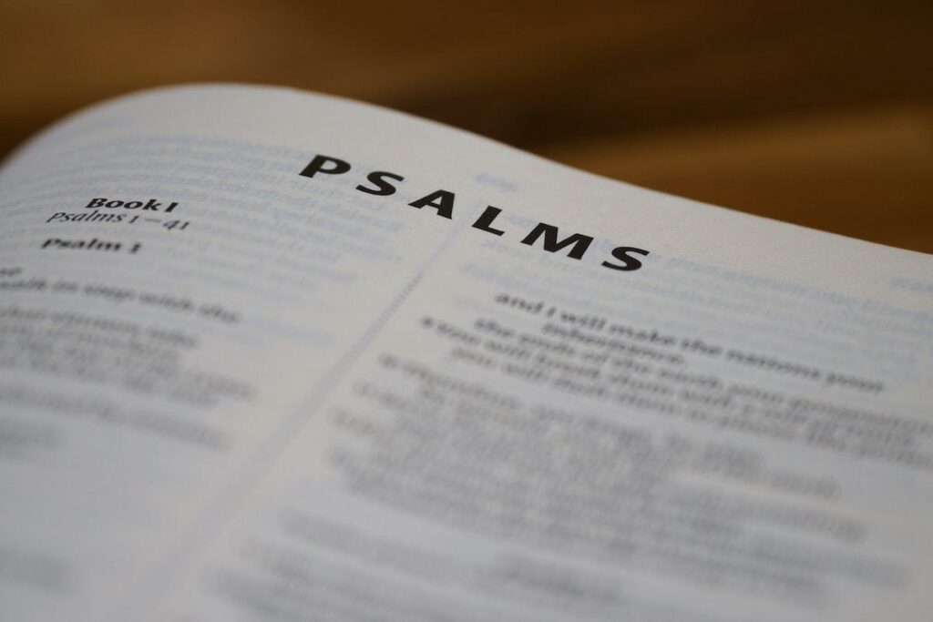 O que é o livro de Salmos e porque é importante?