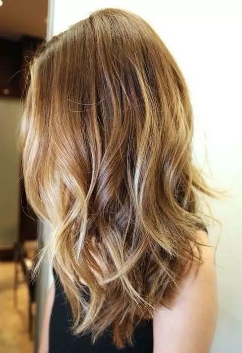 Long bob: conheça 6 tipos do corte e 60 inspirações estilosas [Tendência]